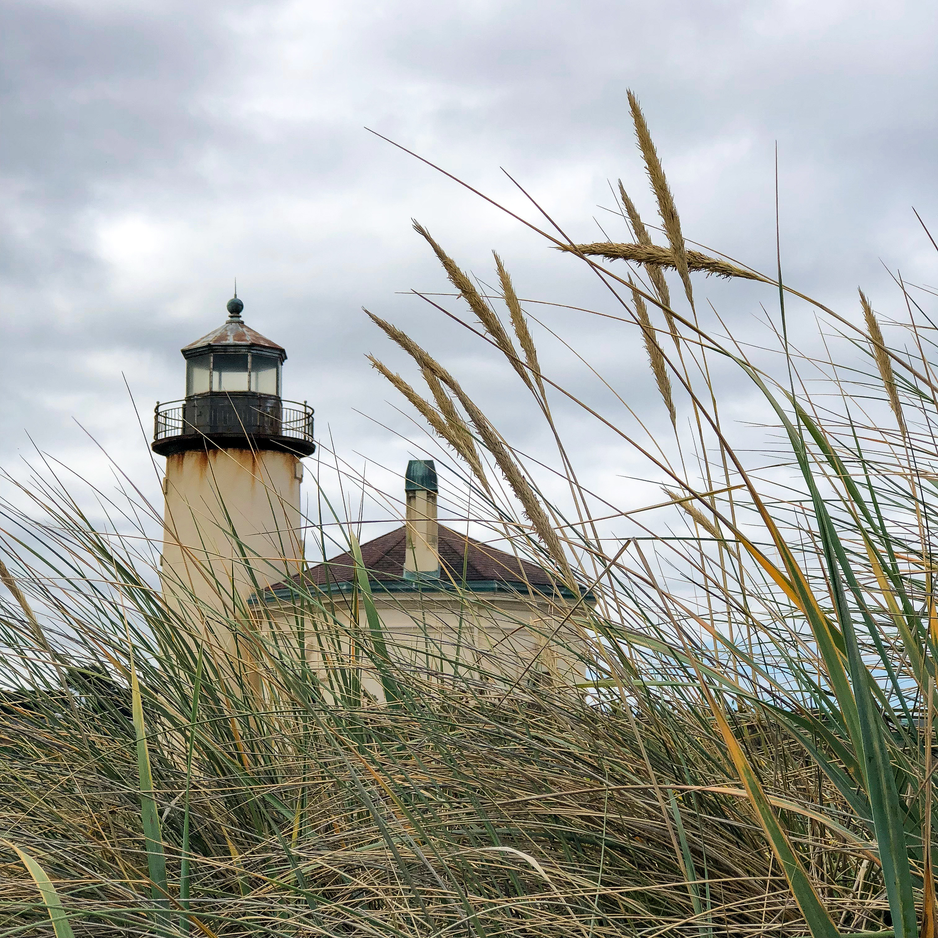 Coquille River Lighthouse Bandon Oregon – HilaryStyle