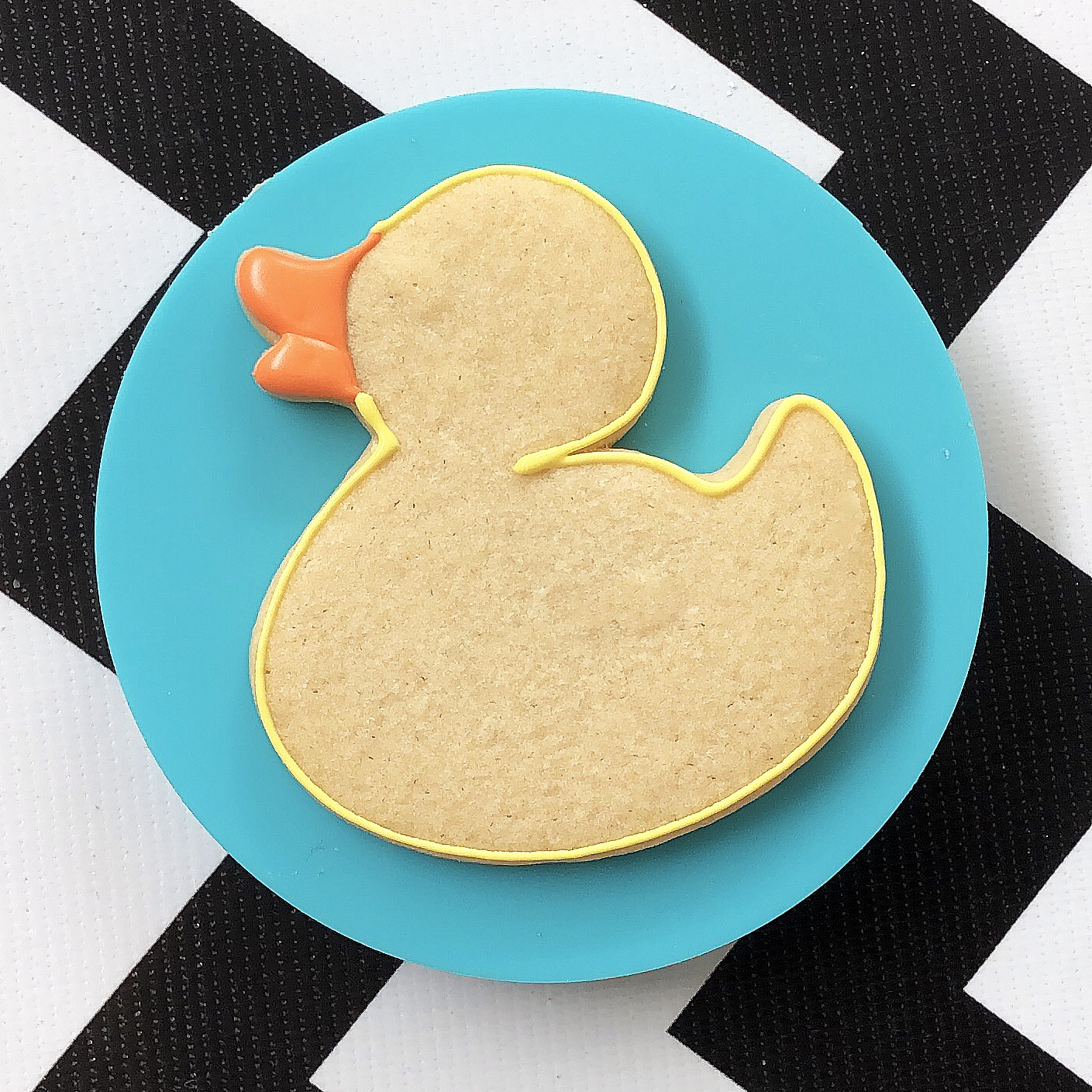 Cookie Tutorial: Toilet Paper & Rubber Ducky Cookies | HilaryStyle